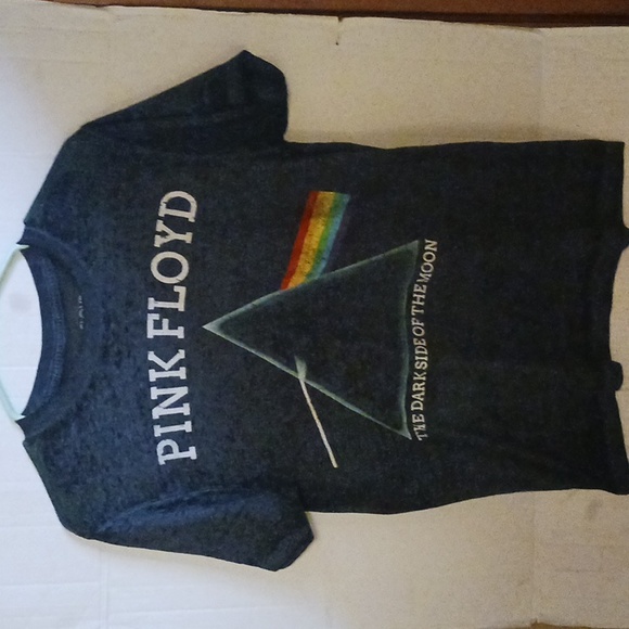Pink Floyd | Tops | Pink Floyd The Dark Side Of The Moon Tshirt Sz S ...